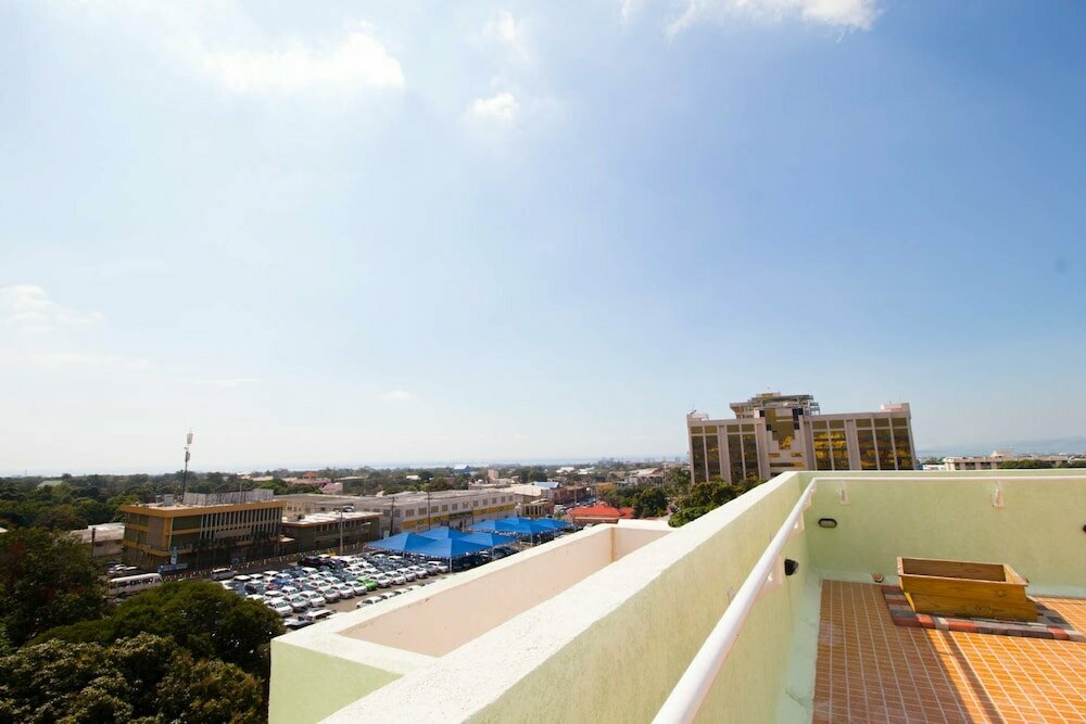 Kısa süreli konaklama The Bailey's New Kingston Suites, Kingston, foto