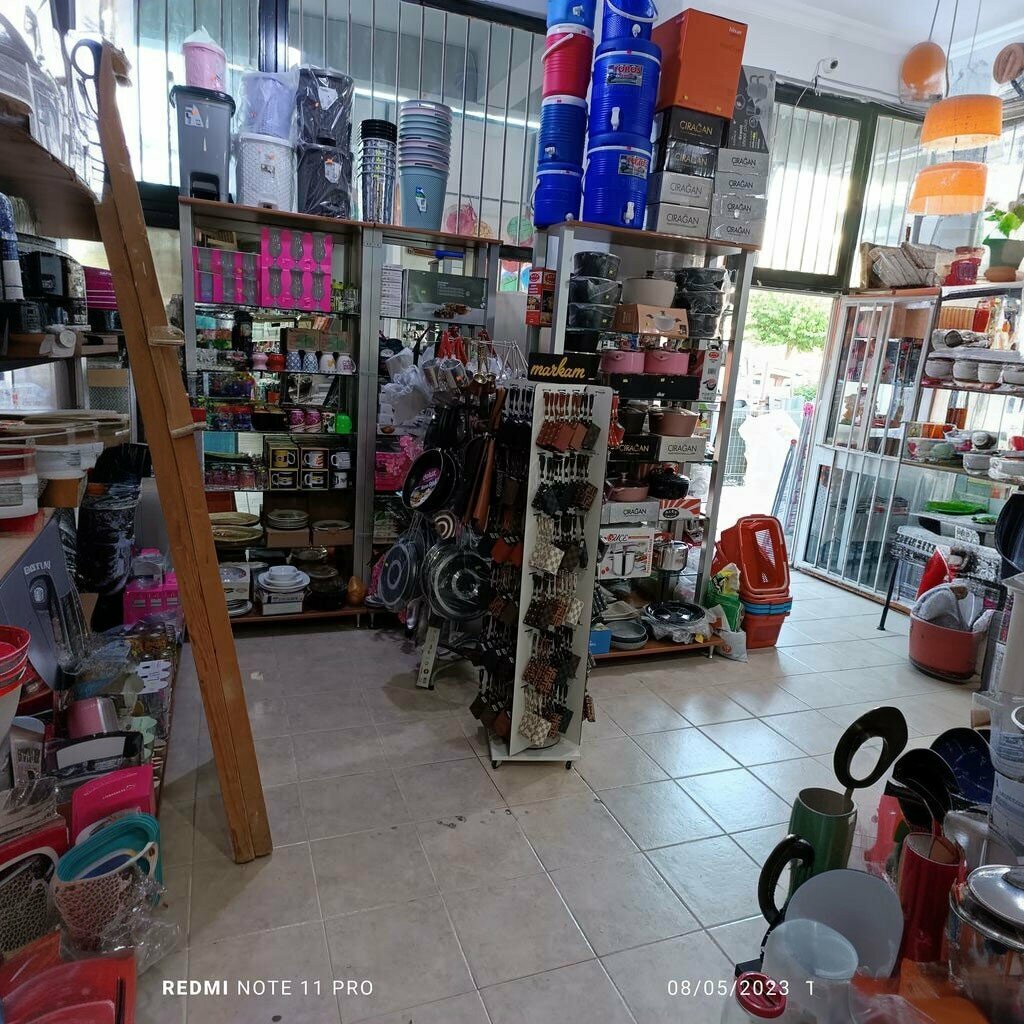 Ucuzluk mağazası 1001 Çeşit Ucuzluk Pazarı, İzmir, foto