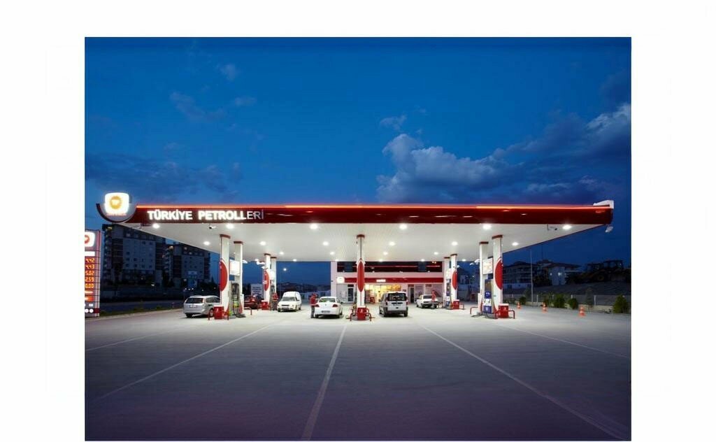 Benzin istasyonu Türkiye Petrolleri, Lapseki, foto