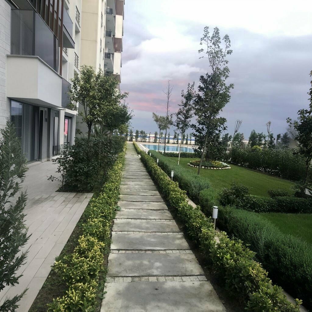 Lise Gosb-Tadım Jale Yücel Mesleki Ve Teknik Anadolu Lisesi, Çayırova, foto