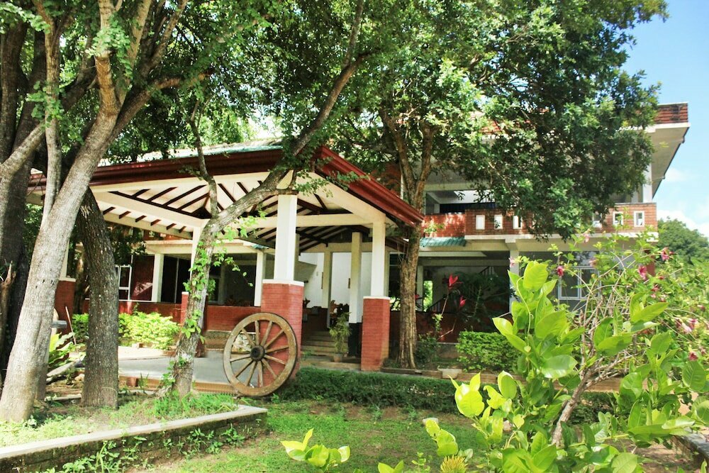 Otel Green Hut Hotel and Restaurant, , foto