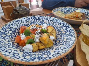 Чайхана (ulitsa Dobrolyubova No:24), kafe  Ahtubinsk'ten