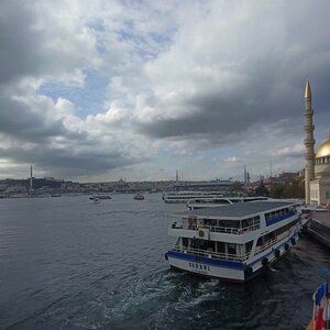 Efsane Gemisi (İstanbul, Fatih, Eminönü Meydanı), restoran  İstanbul'dan