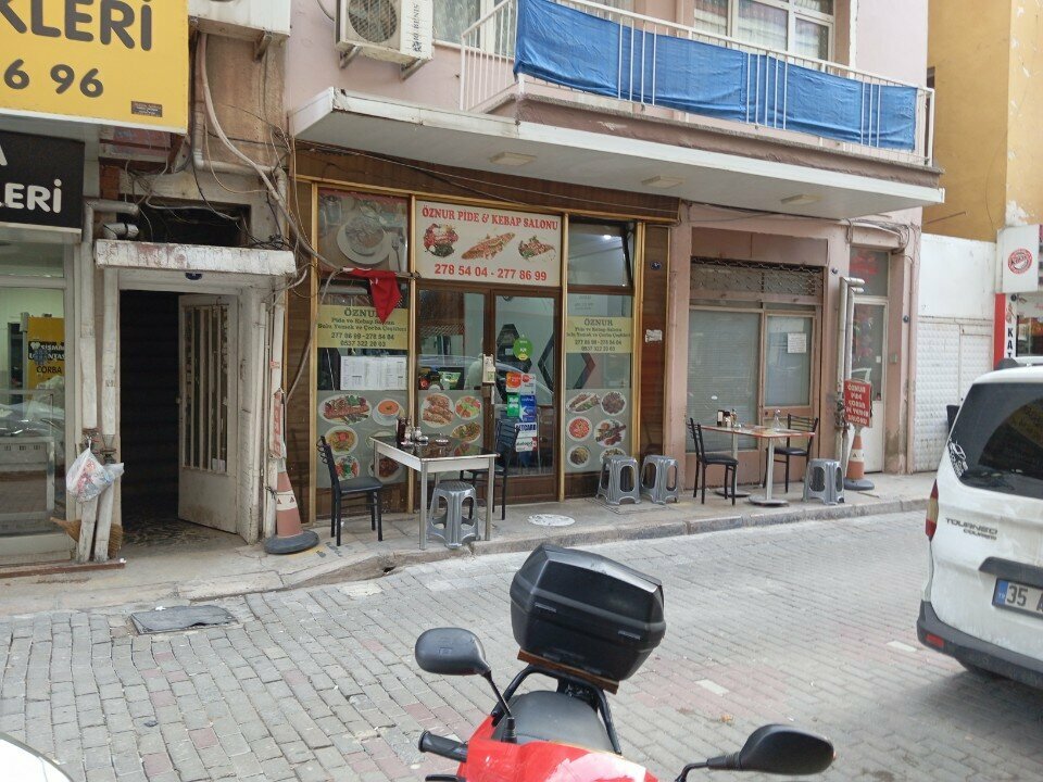 Kafe Öznur Pide & Kebap Salonu, İzmir, foto