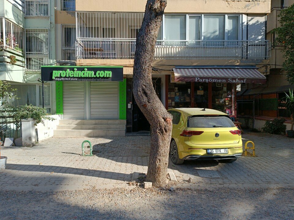 Kitap mağazaları Parşömen Sahaf Kitabevi, İzmir, foto