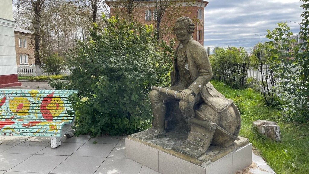 Anıt, heykel М.В. Ломоносов, Usolye‑Sibirskoye, foto