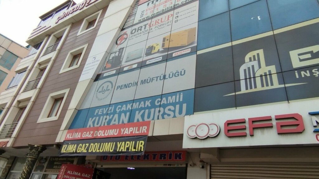 Dini kurslar Fevzi Çakmak Camii Kur'An Kursu, İstanbul, foto