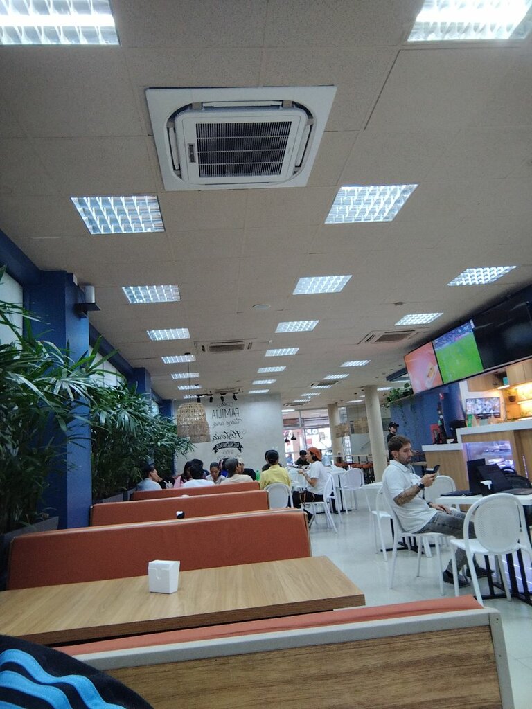 Kafe Café Capital, Santa‑Krus, foto