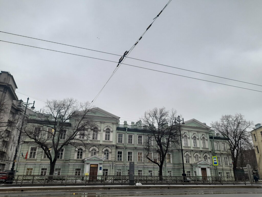 Turistik yerler Здание Чубыкинской богадельни с храмом святого Петра митрополита Московского, Saint‑Petersburg, foto