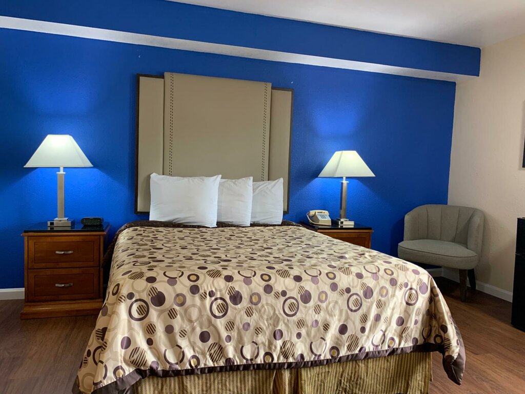 Otel California Inn and Suites Bakersfield, Bakersfield, foto