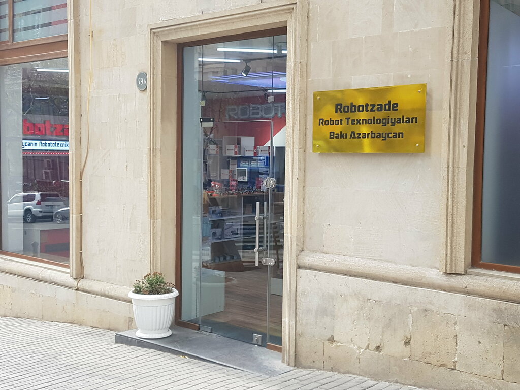 Robotik Robotzade, Bakü, foto
