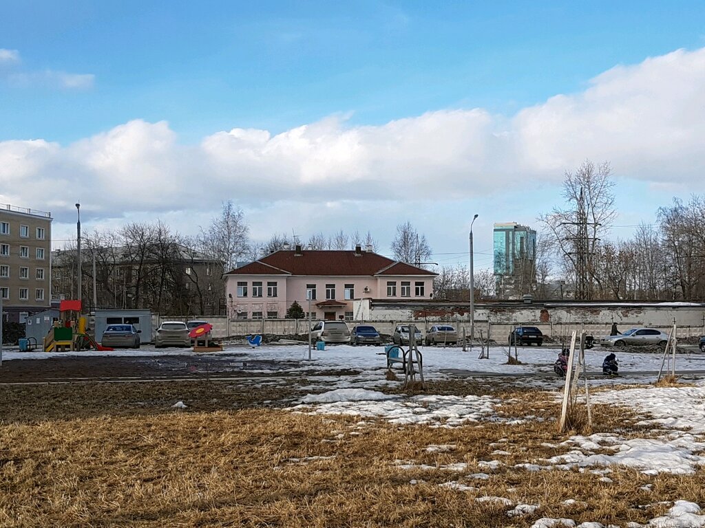 Oyun alanı Playground, Perm, foto
