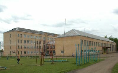 Ortaokul Ugranskaya shkola, Smolenskaya oblastı, foto