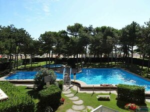 Condominio Cristallo (Lungomare Trieste No:152, Lignano Sabbiadoro), otel  Lignano Sabbiadoro'dan