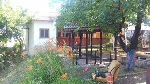 Guest House Vishneva Gradina (Filibe, Rodopi, Брестник), otel  Dünya'dan