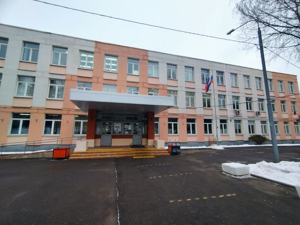 Sürücü kursları Stroitelny kolledzh Avtoshkola, Moskova, foto