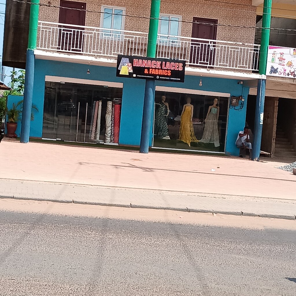 Mefruşat Hannack, Dünya, foto