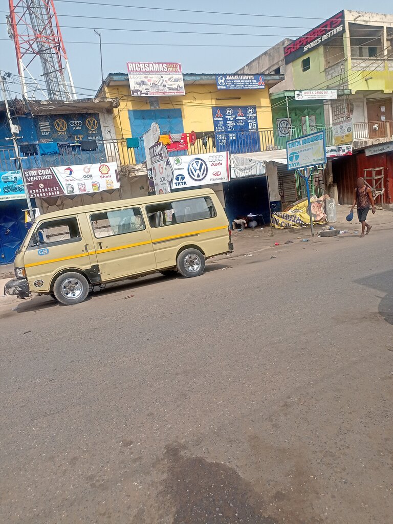 Otomobil yedek parçaları Jakman Ent, Akra, foto