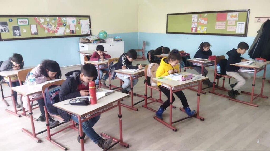 Ortaokul Esençay Ortaokulu, Taşova, foto