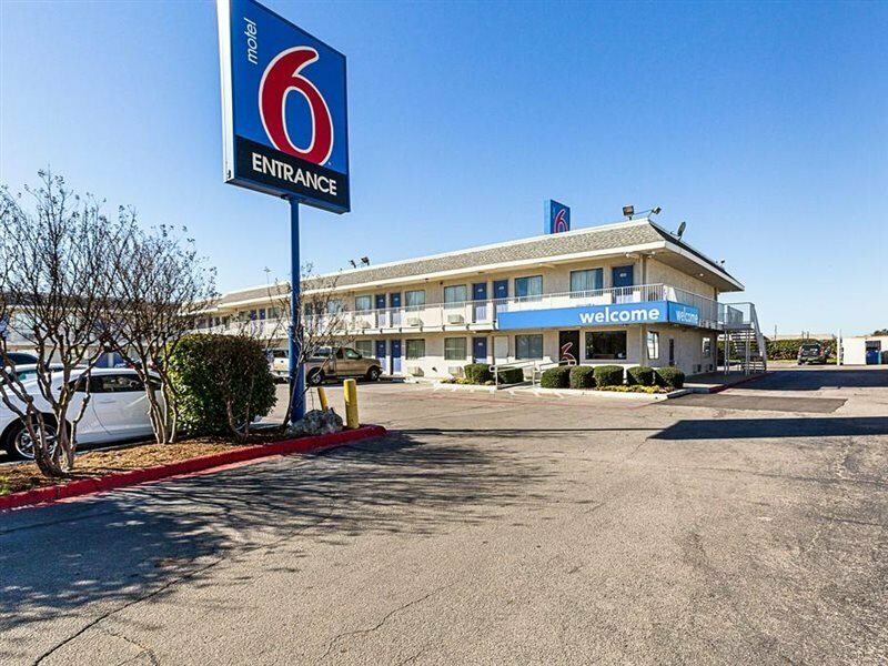 Otel Motel 6 Irving, Irving, foto