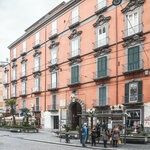 Relais Della Porta (Via Toledo No:364, Naples), otel  Napoli'den
