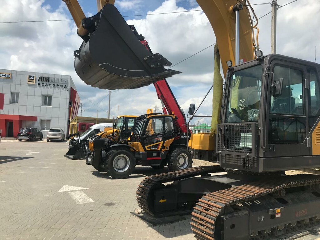 Özel üretim araç ve ekipmanları Lonmadi, Belgorodskaya oblastı, foto