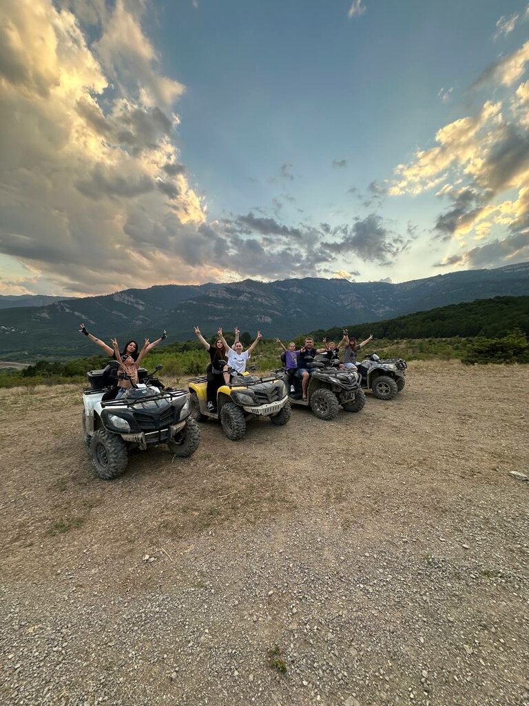 ATV turu Квадроциклы Ялта, Krasnoyarski krayı, foto