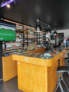 Diy Vape Shop 85 (Bogotá, Chapinero, Calle 86A, 13A-23), elektronik sigara satış noktaları  Bogota'dan