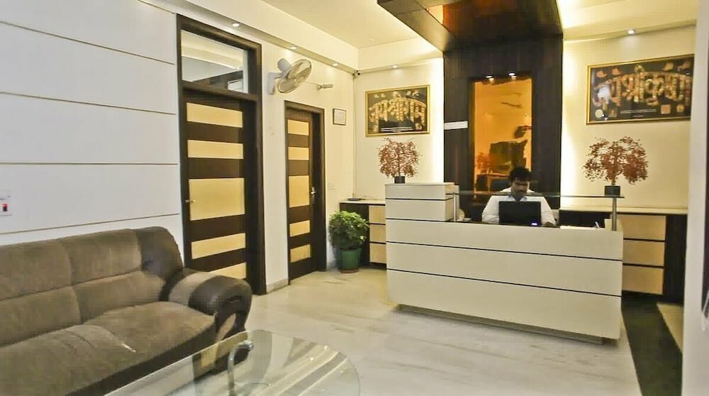 Otel FabHotel Anand Villa, , foto