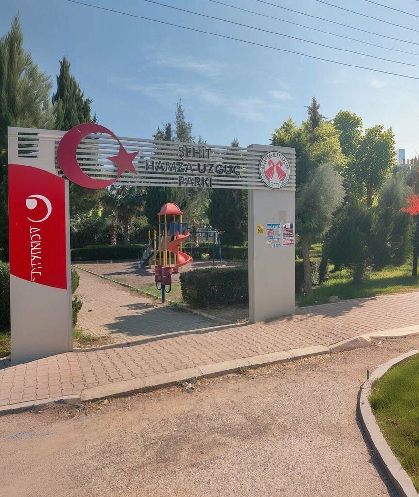 Kültür ve eğlence parkları Şehit Hamza Uzguç Parkı, Döşemealtı, foto
