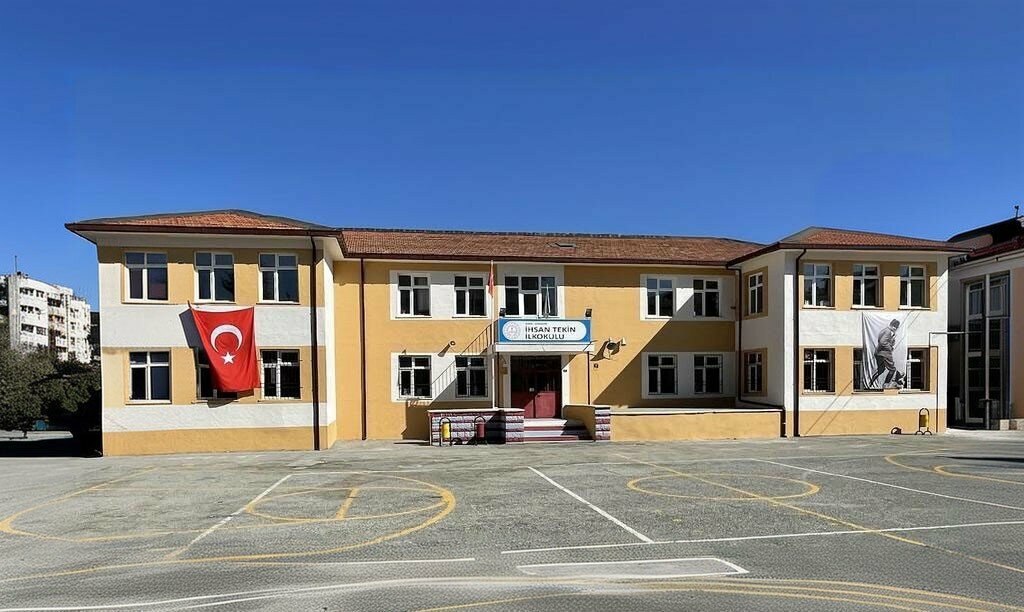 i̇lkokul İhsan Tekin İlkokulu, Seydişehir, foto