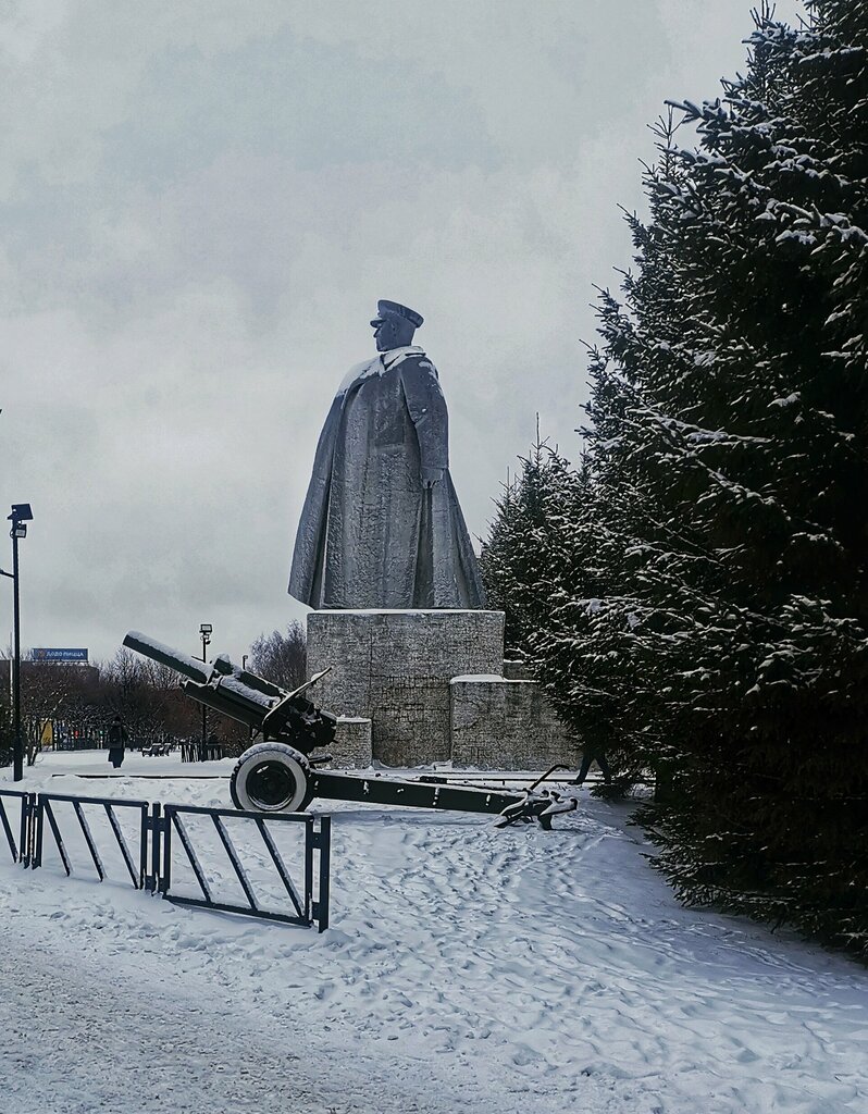 Teknoloji anıtı 122-мм дивизионная гаубица М-30 образца 1938 года, Kirov, foto