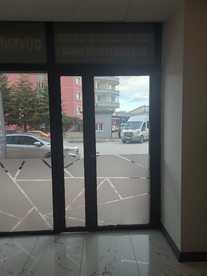 Emlak ofisi Mrn Özkan Gayrimenkul, Ankara, foto