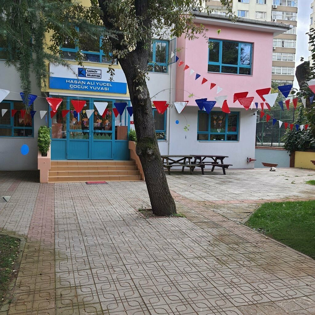 Çocuk gelişim merkezleri Hasan Ali Yücel Çocuk Yuvası, İstanbul, foto
