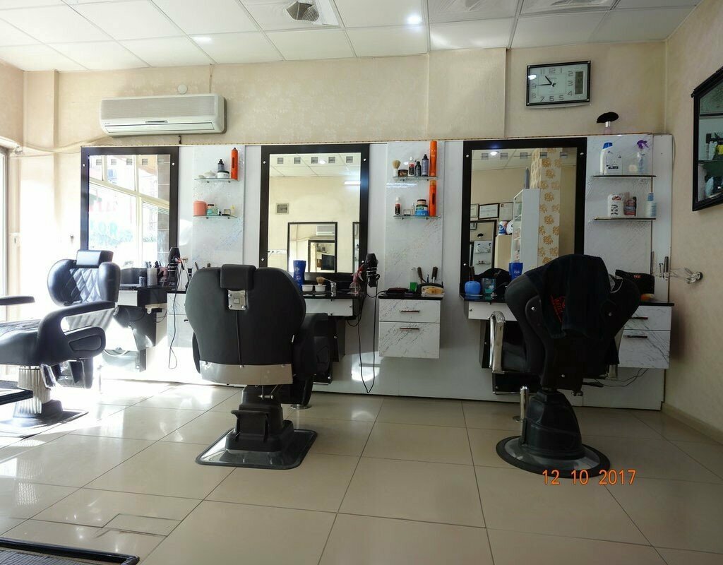 Kuaförler Dostlar Berber Salonu, Torbalı, foto