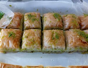 Fıstıkzade Künefe & Baklava (Muğla, Dalaman, Merkez Mah., Seyfettin İnce Cad., 40A), kafe  Dalaman'dan