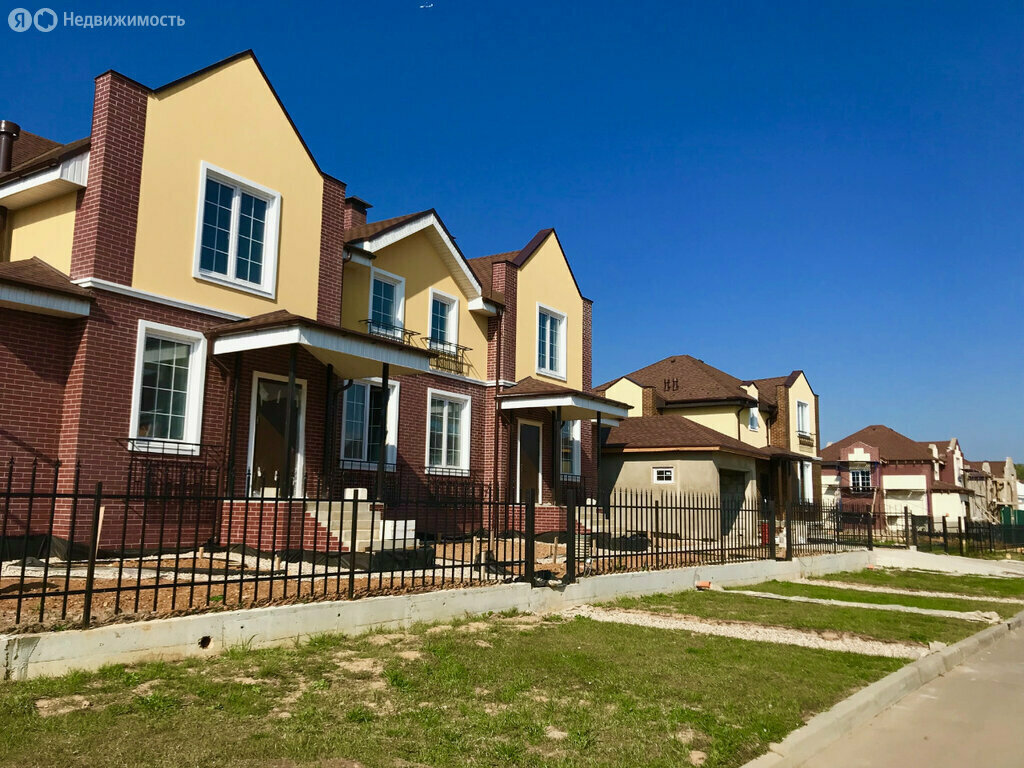 Yazlık yerleşim Shotlandskiy Kvartal, Moskova ve Moskovskaya oblastı, foto