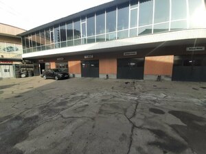 4 Wheels (Yerevan, Ghapantsyan Street), otomobil servisi  Erivan'dan