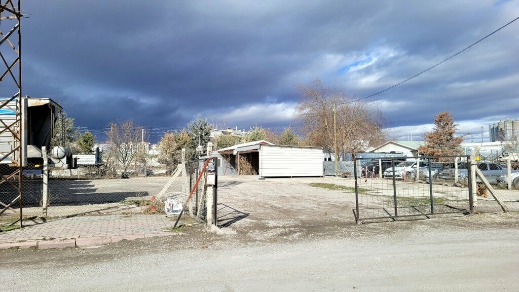 Otomobil satış galerileri Avrasya Dorse Pazarı, Konya, foto