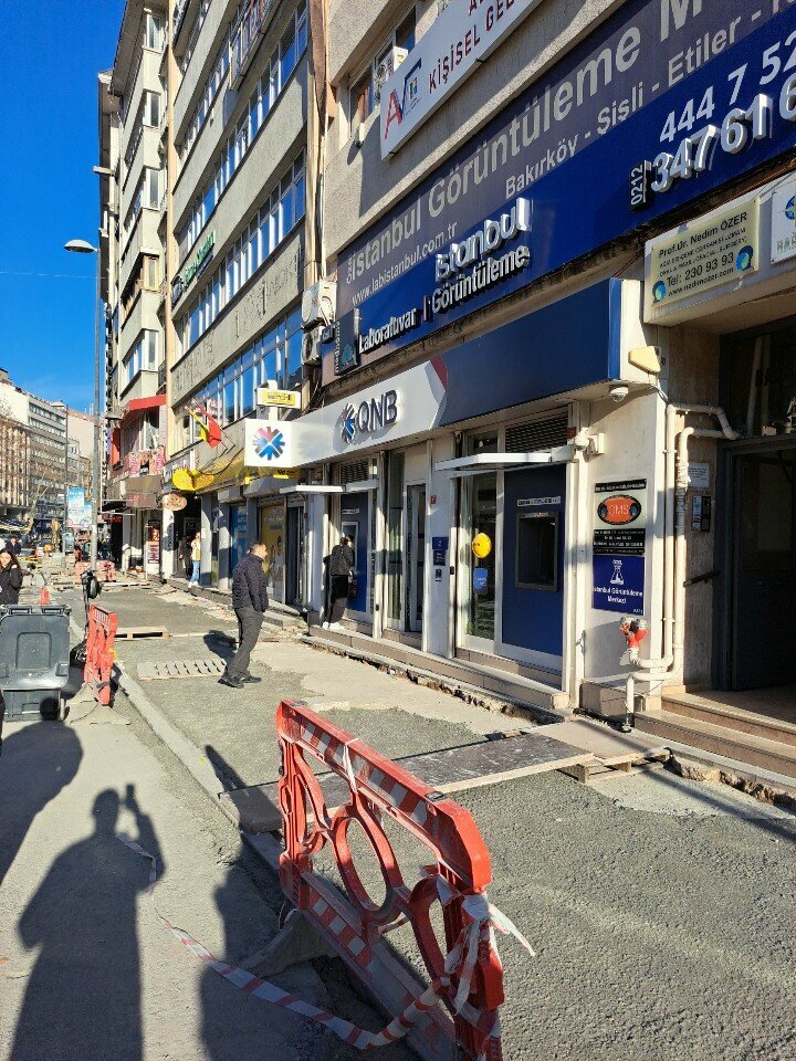 ATM'ler Qnb Finansbank, İstanbul, foto