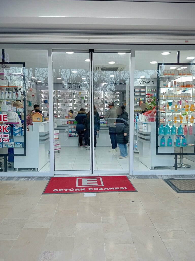 Eczaneler Eczane Öztürk, İstanbul, foto