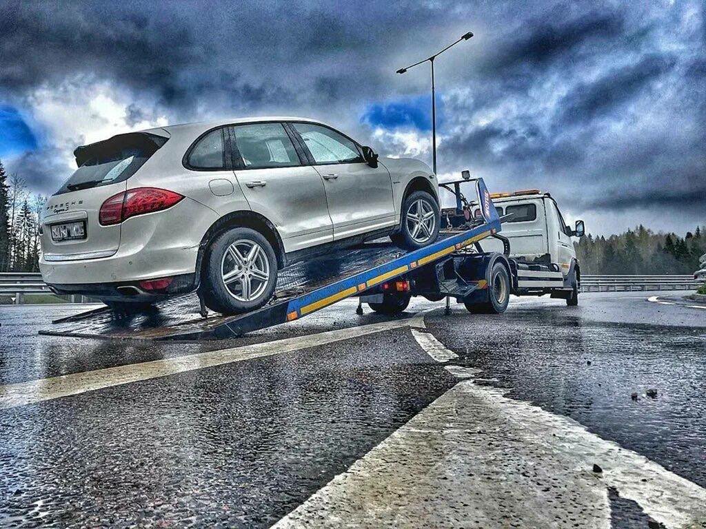 Çekici hizmeti Autoevacuator, Ulyanovskaya oblastı, foto