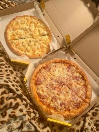 Pizzacılar Arlekin, Sakhalinsk, foto