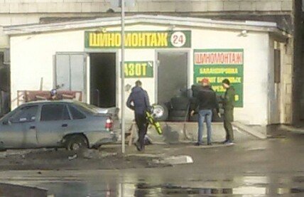 Oto lastik tamiri Shinomontazh, Volgograd, foto