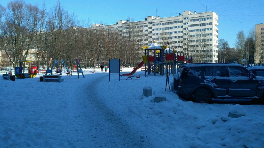 Oyun alanı Playground, Saint‑Petersburg, foto
