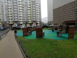 Playground (Moscow, Novomoskovskiy Administrative Okrug, Filimonkovskiy District, Moskovskiy, mikrorayon Pervy Moskovskiy), oyun alanı  Moskovski'den