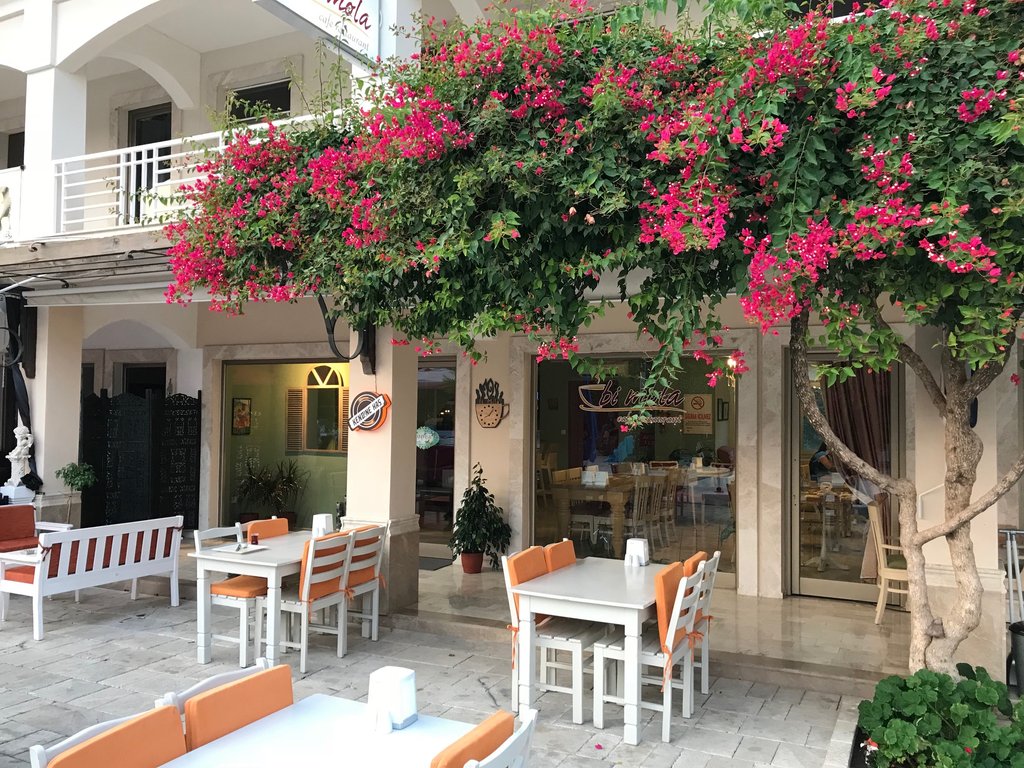 Kafe Bi Mola Cafe Restaurant, Ortaca, foto