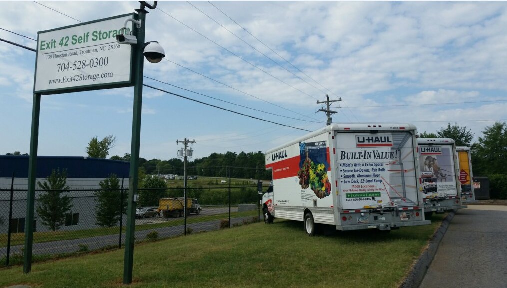 Depo hizmetleri Exit 42 Self Storage, Kuzey Carolina Eyaleti, foto