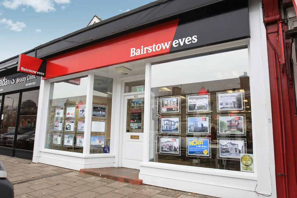 Arazi dizisi Bairstow Eves Sales and Letting Agents Woodford Green, Londra, foto