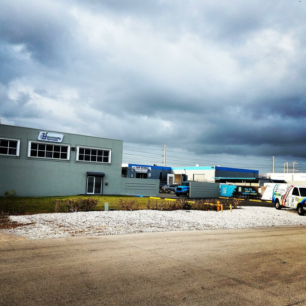 Etiketleme ve barkodlama hizmetleri Economy Sign Supply, Miami, foto